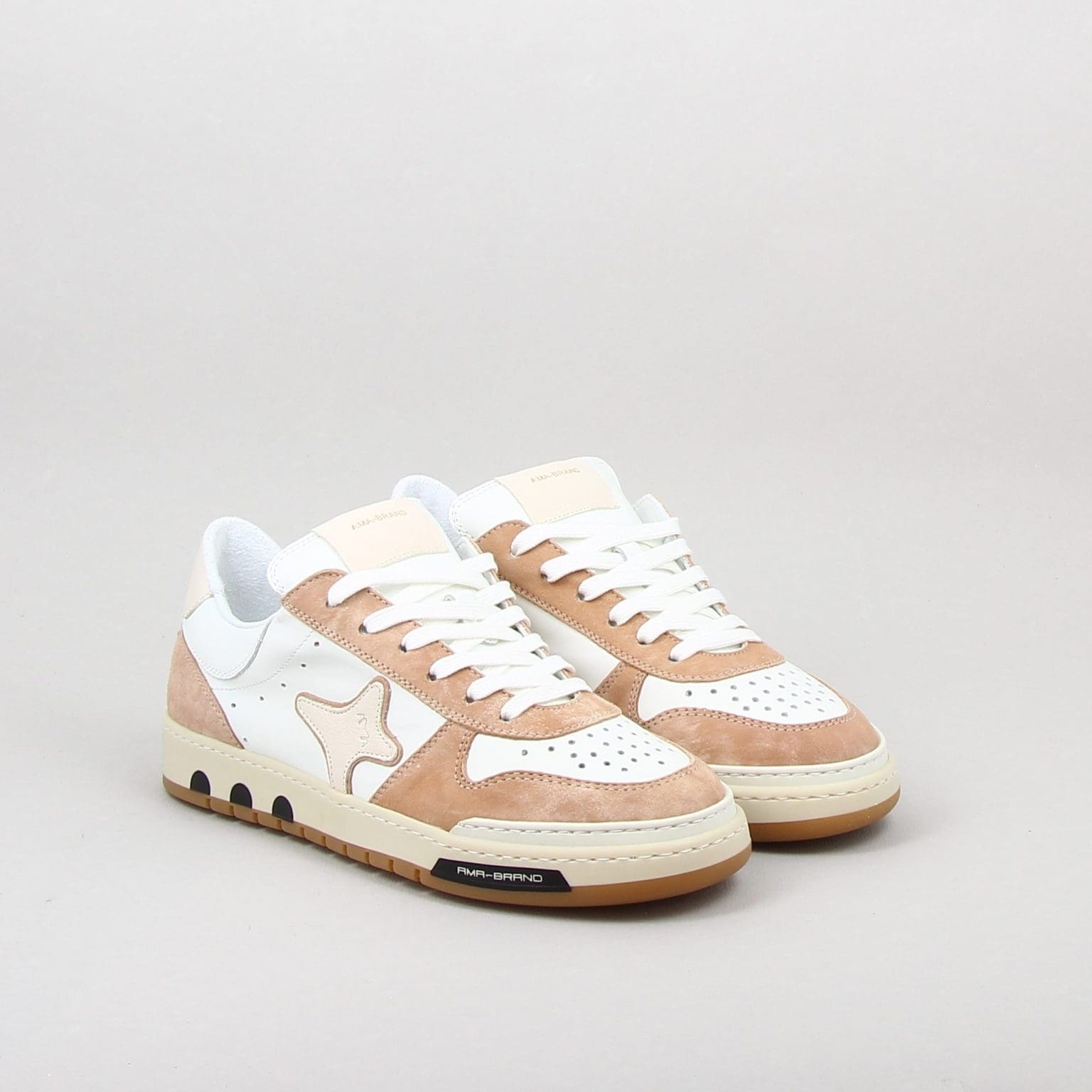 La marque Ama-Brand deluxe est en vente sur outremesure.fr
